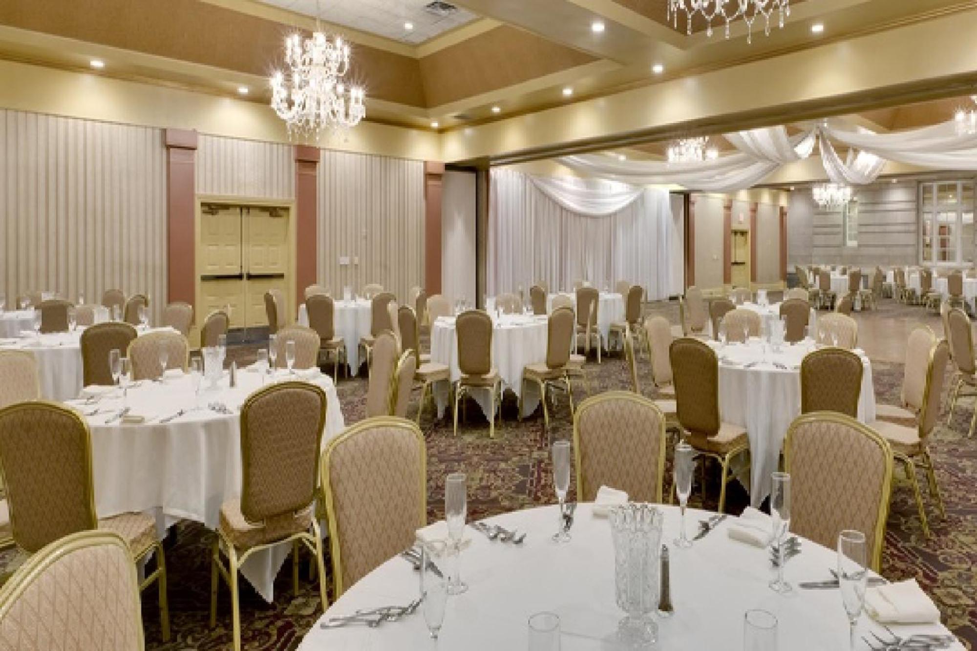 RADISSON LACKAWANNA STATION HOTEL SCRANTON - NO RESERVATION COSTS ...